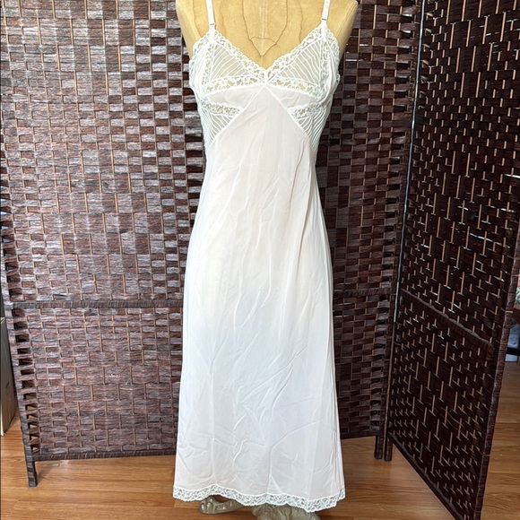 La Fleur by Miss Swank | Intimates & Sleepwear | Pink Vintage Lingerie ...